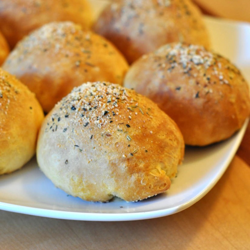 Recipe—Italian Cheese Rolls